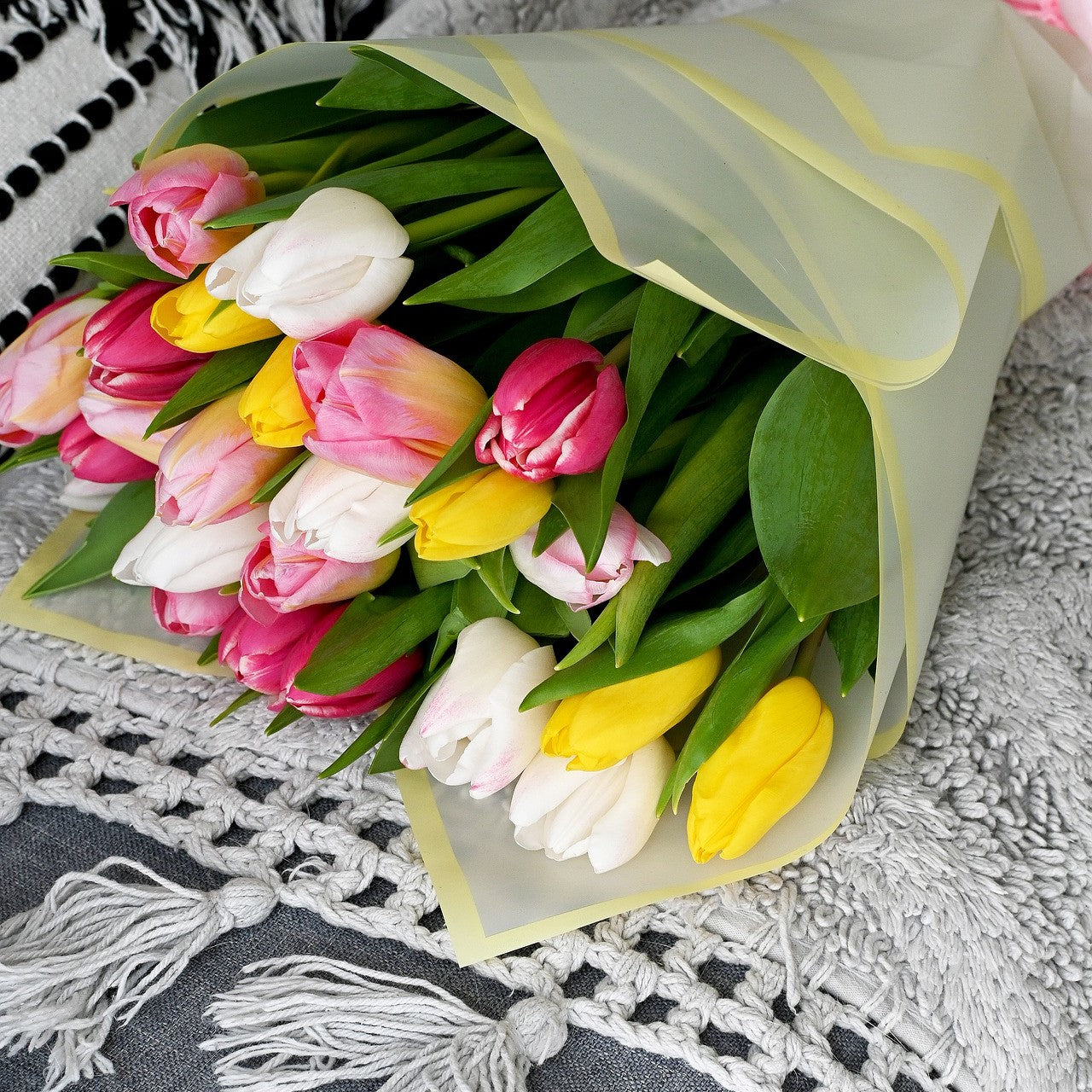 Beer Gifts | Day Out With The Pals Flowers & Beer Gift | Los Angeles ...